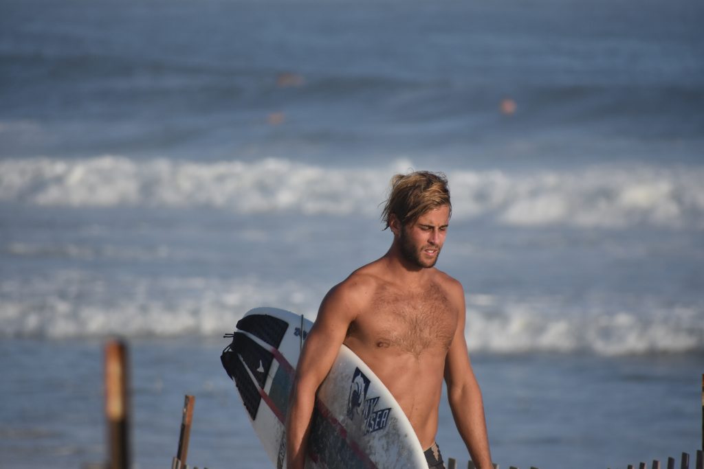 Flashback: Hunter Rainis Performing Sports in the Cold - URN Surf Co.